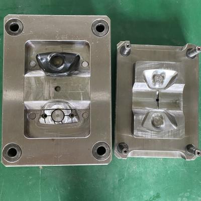 Cina Fabbricazione di connettori multi-pin per potenza pesante su misura con materiale ABS/PP/PS/PE/PVC/PA6/PA66 e colori personalizzati in vendita
