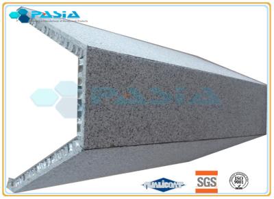 Cina Pannelli della pietra del favo del granito di forma del rivestimento U del grattacielo martellati in vendita