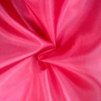 China 170T 38gsm Polyester Taffeta Fabric Lining Plain Dyed Pattern Waterproof for sale