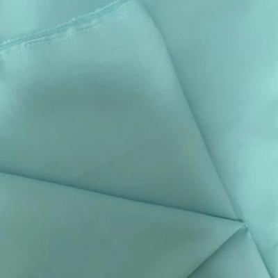 China Brushed Polyester Home Textile Fabric 100% Polyester Dyed Microfiber Fabric Te koop
