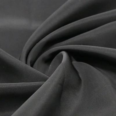 Cina 228t 100%  Waterproof Polyester Fabric 70d*160d Full Dull Waterproof Breathable in vendita