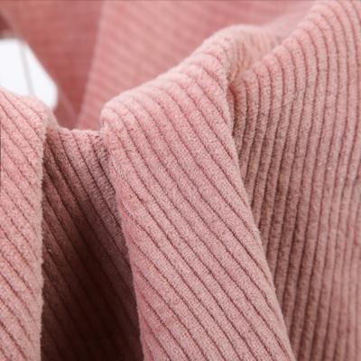 Cina Washed Cotton Woven Corduroy Fabric For Autumn Winter Pants Coat in vendita