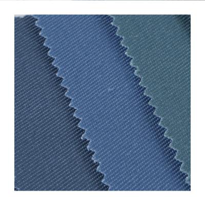Cina Poly Cotton Twill 230 Gsm Weight  Multiple Fabric Colors Knitted Fabric For Workwear Sustainable in vendita