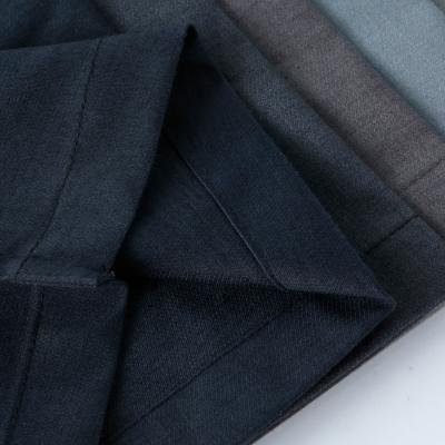 Cina Popular Products Firm And Durable Wrinkle-resistant And Non-iron 170gsm Polyester Fabric Clothing Jacket in vendita