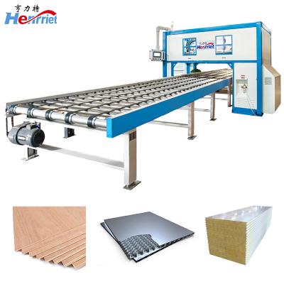 China Customized integrated automatic glue sprayer machine for producing wooden door clean panels in building materials companies for sale