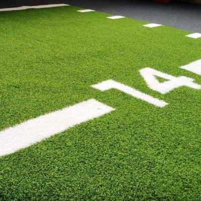 Cina Matto di erba artificiale verde da 15 mm per palestra commerciale in vendita
