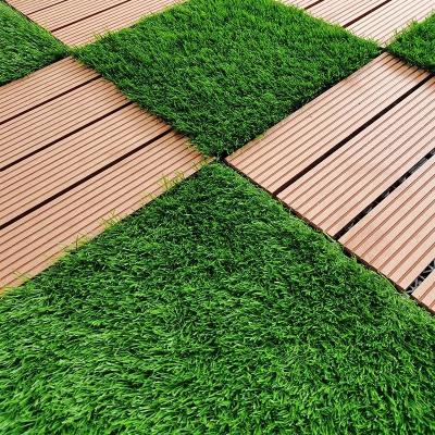 China Double PP NET PU Backing Artificial Grass Tile met PE Monofilament PP Curly Fiber Te koop