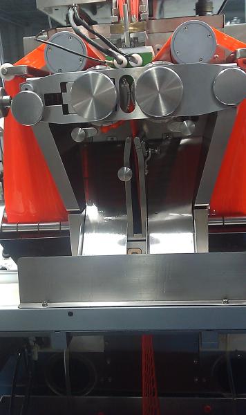 Health Food / Cosmetic Softgel Paintball Encapsulation Machine for oil and paste filling