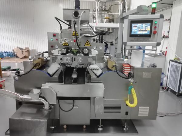 Fish oil , vitamin E , bee honey Automatic Capsule Filling Machine IN Silver