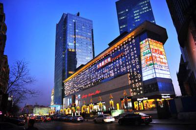 China IP68 Transparent Glass LED Display for sale