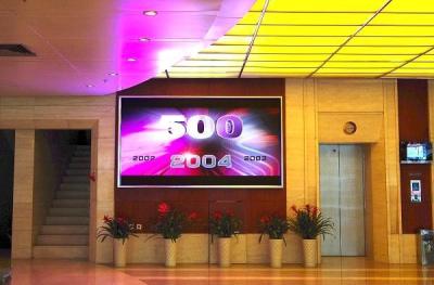 Cina alta luminosità P4 di 256*128mm che annuncia manifestazione viva dell'interno di immagine dei segni del LED in vendita