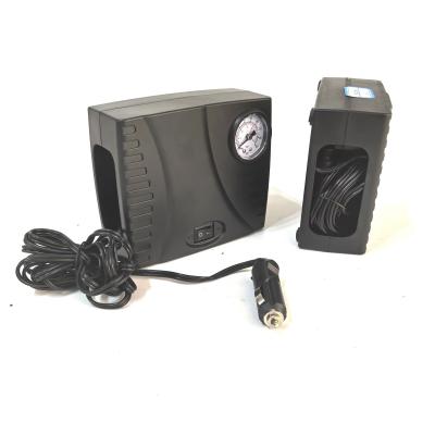 China Display digital Dc12v inflador de neumáticos de automóvil compresor de aire portátil con bolsa de tela en venta