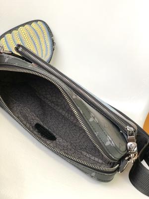 Cina Collaborazione 3WAY di stile della via della borsa M46358 degli uomini bollati unisex del monogramma del trio di LV x YK in vendita
