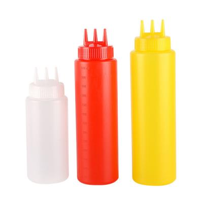 Cina La compressione di plastica della maionese di 3 ugelli di fori imbottiglia il contenitore vuoto della salsa del ketchup 350ml in vendita