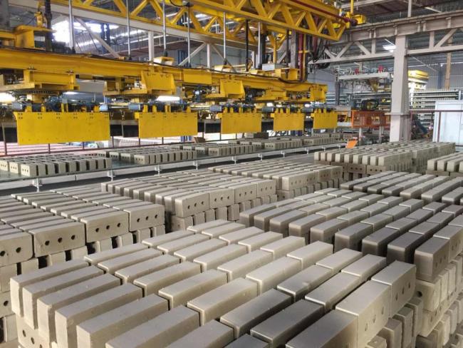 Fully Automatic Brick Stacking Robot Improves Brick Factory Efficiency