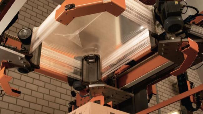 Plastic Film Shrink Wrapping Machine for Delivery Packing