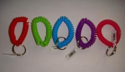 China Good spiral wrist coil with ring key chain fashionable colors w/custom retail no printing for sale