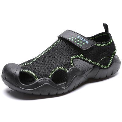 China Men's Baotou Hole Casual Shoes Men's Round Sandal Beach Shoes Hole Shoes for Men factory