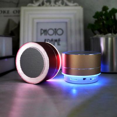 Cina Il portatile dell'altoparlante dell'OEM Bluetooth, LED visualizza l'altoparlante 350mAh 3 ore di tempo di gioco in vendita