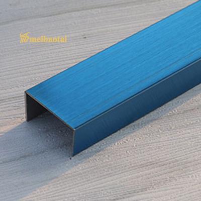 Cina Spessore blu di larghezza 0.85mm della disposizione 8mm delle mattonelle di acciaio inossidabile di PVD in vendita