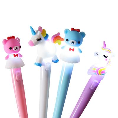 Cina 4pcs Set Inchiostro Cancellabile Sensibile al Calore Penna Di Gel Di Plastica Per Cartoon Bear in vendita
