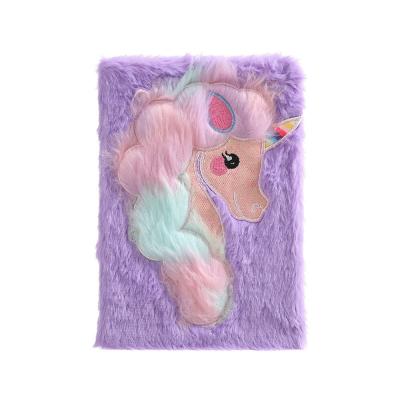 Cina Scuola femminile Unicorn Plush Notebook Lovely Fluffy Unicorn Design 4 colori personalizzati in vendita