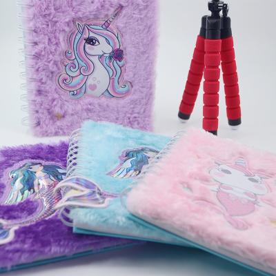 Cina Nessun adesivo Scuola giornale degli studenti fissi con cute copertina di peluche e logo stampato su misura in vendita