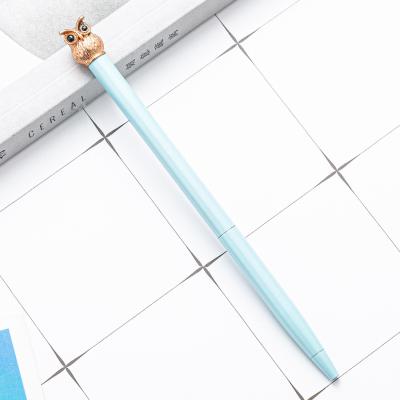 China 2022 Populaire Custom Logo Uil Ballpoint Pen met snelle verzending en Gel Pen Nieuwheid Te koop