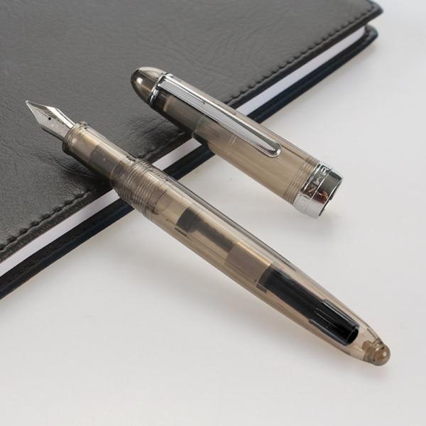 Quality Transparent Gold Powder Color Ink Fountain Pen for Writing Practice in Business for sale