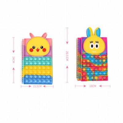 Cina Popolare A5 Cute Animal Pattern Silicone Colorato Push Sensory Bubble Fidget Pop Notebook Per Bambini in vendita