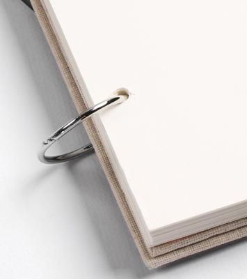 Cina Retro Spiral Sketchbook Linen Hardcover 120 Pagine 160 Gsm Notebook ricaricabile per disegni d'arte in vendita