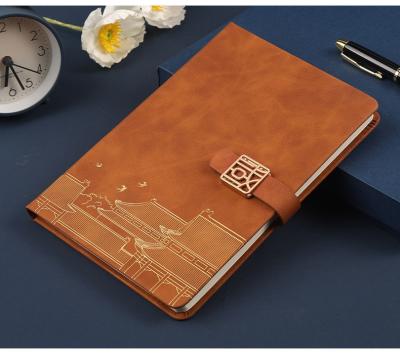Cina Dimensioni personalizzate A5 Quaderni giornalieri a copertina rigida con penna e set regalo Dimensioni personalizzate in vendita