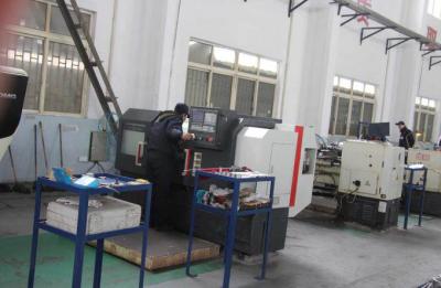 China Gravity Die Casting Machine With Aluminum Alloy And Emergency Stop Button For Safety for sale