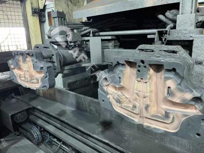 China LPDC0201-Low Pressure Die Casting Machine Low Pressure Casting Machine for sale