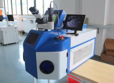 Cina macchina della saldatura a laser dei gioielli 220V, saldatrice del laser dell'oro 200W in vendita