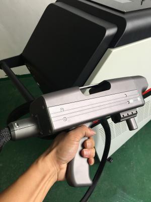 中国 携帯用150W 10mmレーザーはクリーニング機械焼き払いシステム錆つく 販売のため