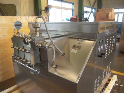 Китай Молочный гомогенизатор с низким уровнем шума / высокоскоростной компактный гомогенизатор молока продается