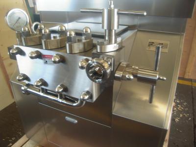 Cina Omogeneizzatore a due fasi di raffreddamento 5000L/H dello sciampo di lubrificazione in vendita