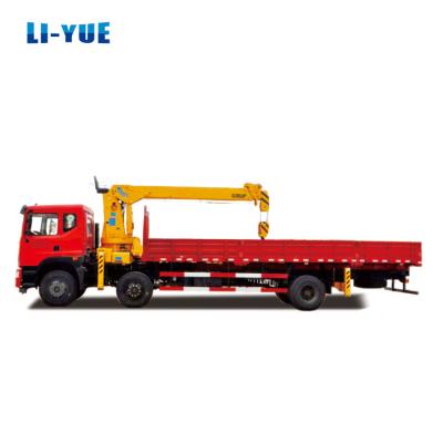 Cina 7 - 20 tonnellate Telescopic Boom Truck Monted Truck Crane Max. Altezza di sollevamento di 20,7 m in vendita