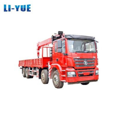 China Kawasaki Hydraulic Pump Truck Mounted Crane With 20 Ton Capacity And Electric Hoist for sale