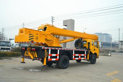 China Construção 360HP Dongfeng Cargo 20 toneladas caminhão guindaste com braço direito hidráulico à venda