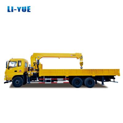 China Hydraulische telescopische vrachtwagen gemonteerde kraan 14 ton 4 secties boom voor de bouw Te koop