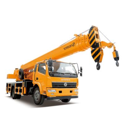 China Dongfeng 4x4 zware mobiele vrachtwagen kraan Hydraulisch 10 12 16 ton Rechte 5 secties QY16 Te koop