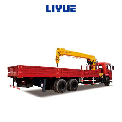 Cina Hydraulic Straight Arm With 3.2 Ton Crane with Rear Outriggers in vendita