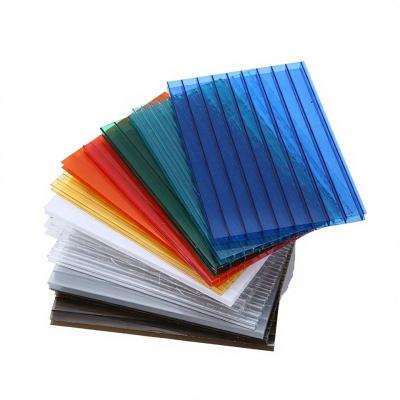 China Hot Selling Modern Durable Polycarbonate Hollow Sheets 10-Year Warranty PC Skylight Roofing Greenhouse Sheets for sale