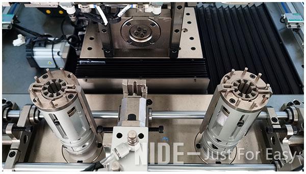 Automatic stator winding machine