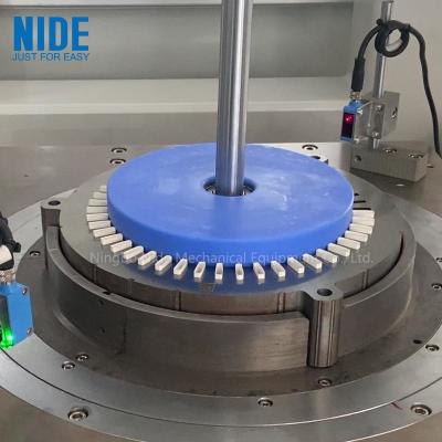 Cina Statore O - macchina d'inserimento di carta dell'isolamento della scanalatura per fabbricazione del motore della forcella in vendita