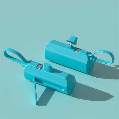 China ABS Plastic snellaadbank 4500mAh 5V/2A Zwarte accu Te koop