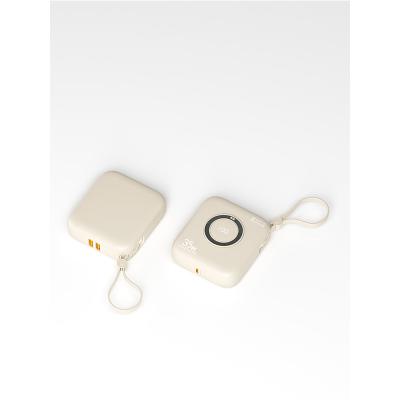Cina Wireless 5W / 7.5W Output Power Bank Compatto, Portatile leggero 10000mah in vendita