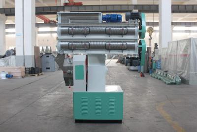 Cina Pellettatrice per mangimi in acciaio inossidabile resistente alla corrosione 1-2 t/h in vendita